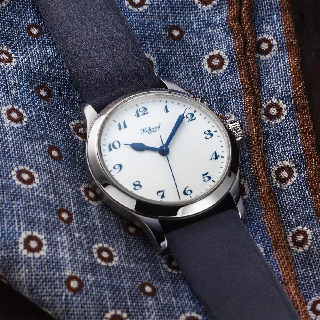 Habring² Erwin white/blue Arabic - jumping second | Define Watches