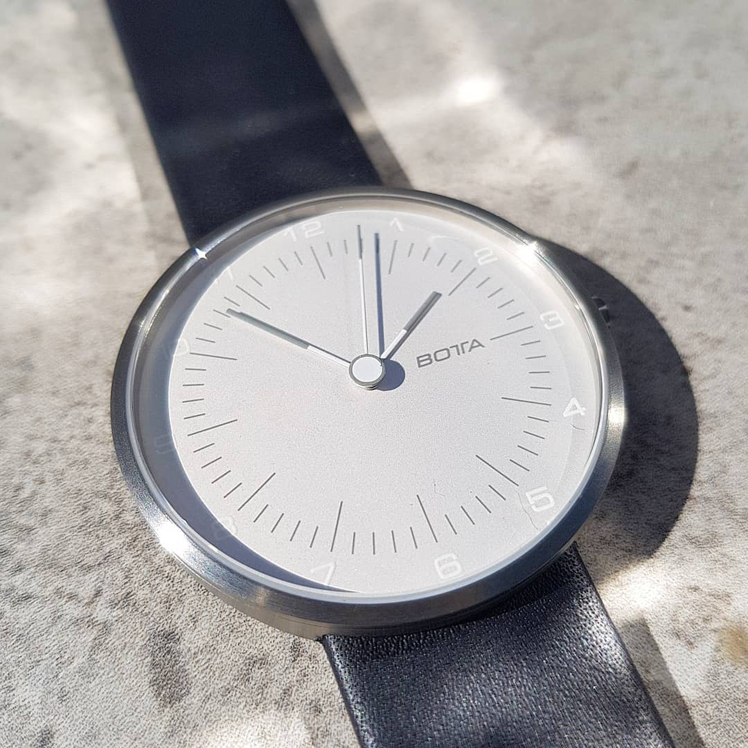 Botta-Design TRES Titanium pearl white - Premium German men’s watch ...