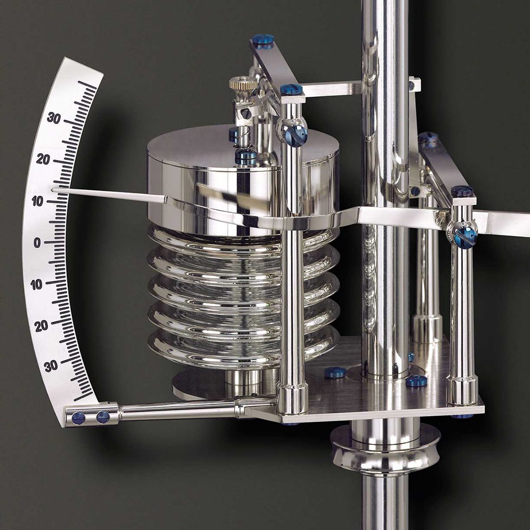 Erwin Sattler Troja Lunaris M - German made clock | Define Watches