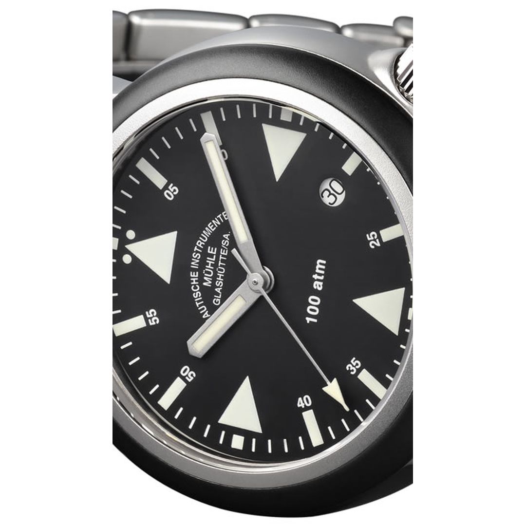 Mühle-Glashütte S.A.R. Rescue-Timer (SAR) - Premium German men's watch ...
