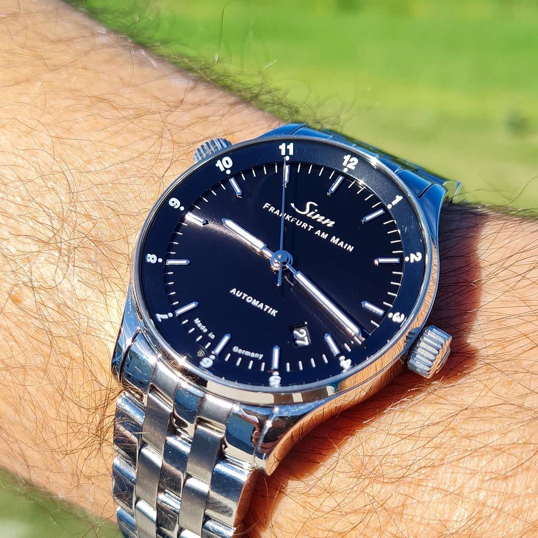 Sinn 6068 - Premium German men's watch | Define Watches