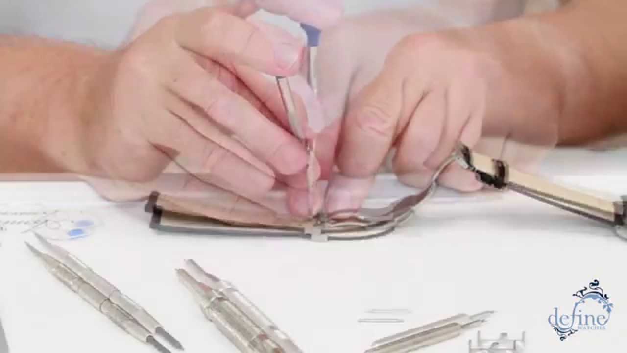 How to change a pin buckle clasp to a Sinn folding clasp | Define Watches