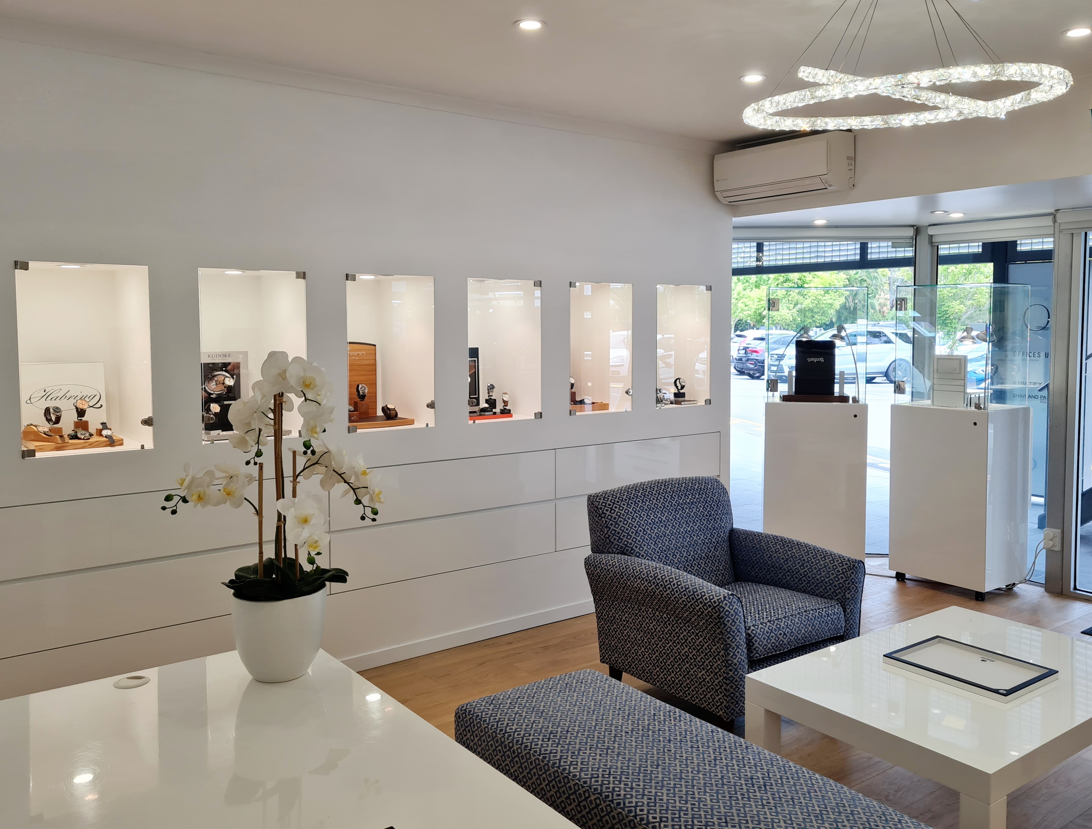 Watch store in Noosa | Define Watches - Leading watch brands