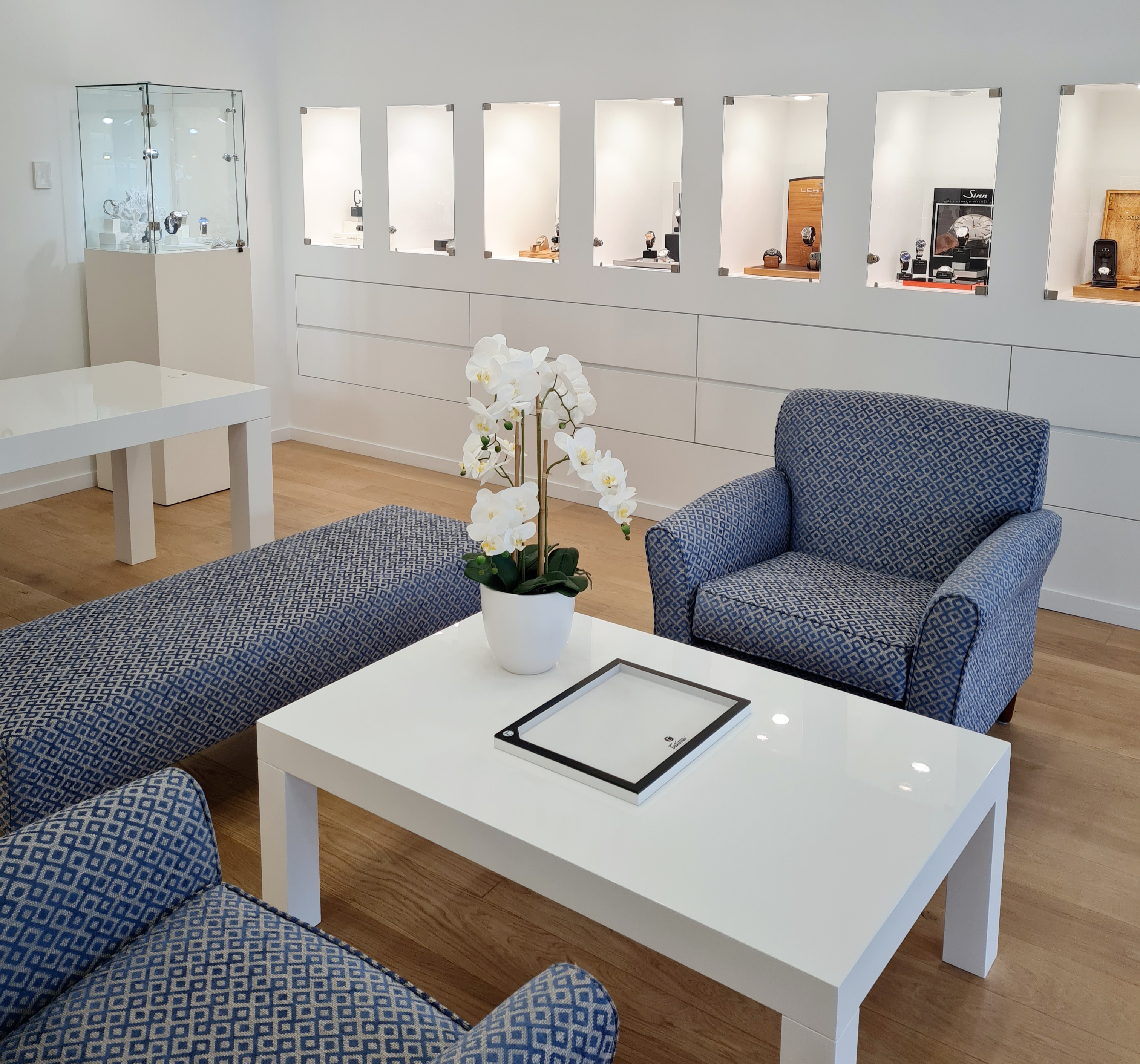 Watch store in Noosa | Define Watches - Leading watch brands